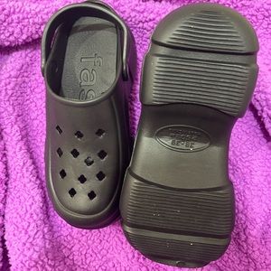 Shoes | Super Cool Chunky Croclike Clogs | Poshmark